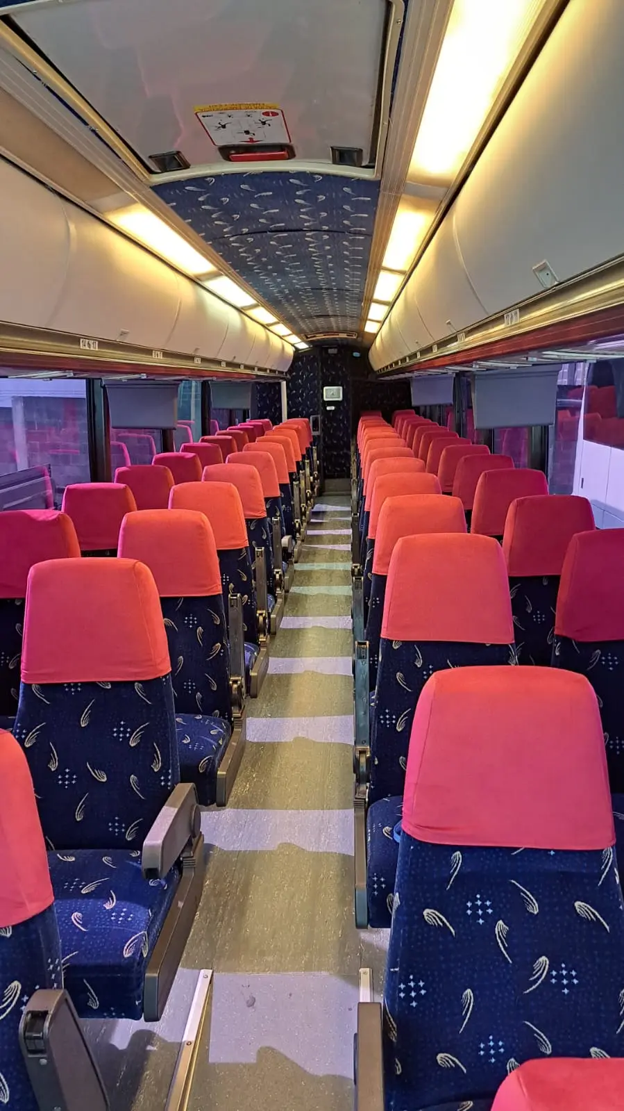 Royal Bus Guatemala | Transporte de Pasajeros Seguro y Confiable